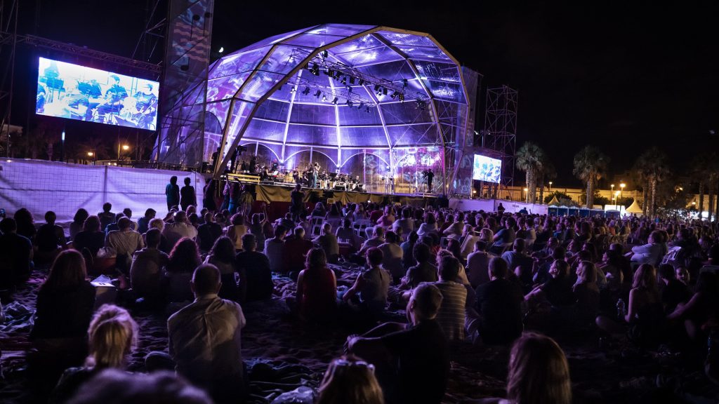 Conciertos de Música A la Mar en la Playa de las Arenas